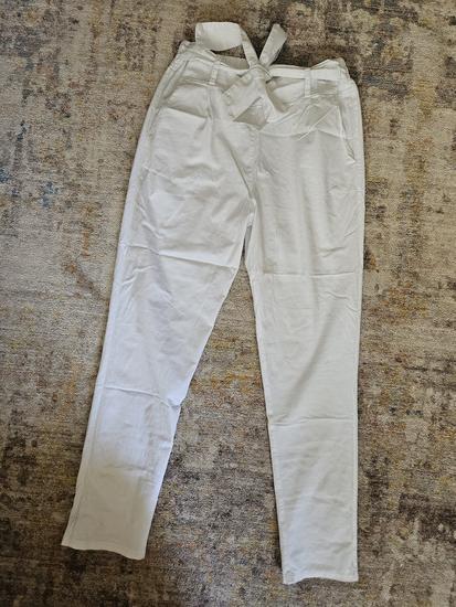 Bele pantalone M