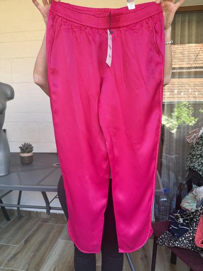 Zara pantalone od satena L