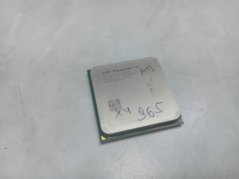 AMD Phenom II X4 black edition 965 3.4GHz ispravan AM3