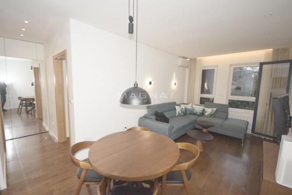 Metohijska, Dvosoban stan na prodaju, 54m2, 214.000€