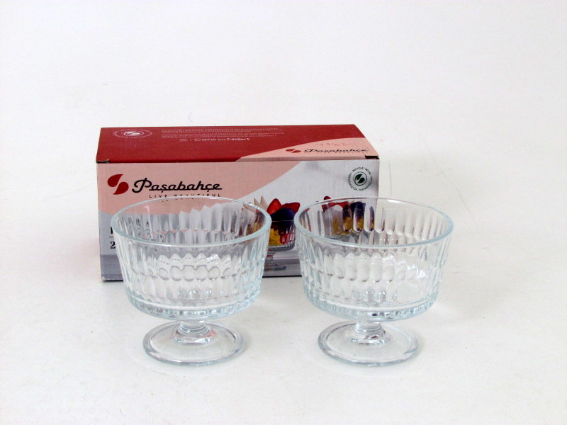 SET STAKLENIH POSUDA 1/2