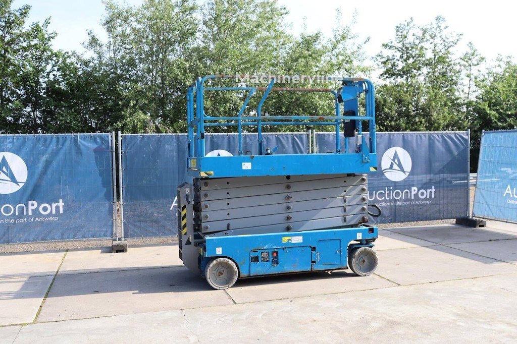 Prodaje se Genie GS4047 makazastu platformu na aukciji
