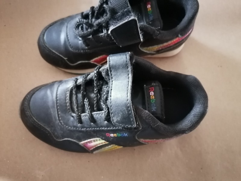 patikice gazište 18 br 26 reebok