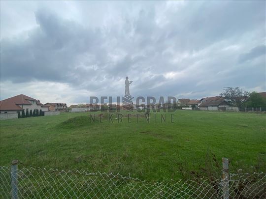 Borča, plac 60a