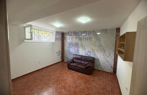 Prodajem Stan-Apartman, Grbavica