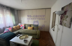 Prodajem Stan-Apartman, Detelinara
