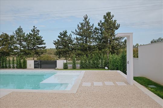 MV Lux House