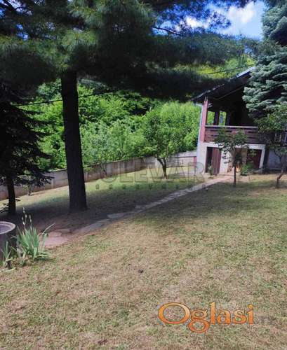 Vikendica sa placem, Gornji Barbeš, Seličevica