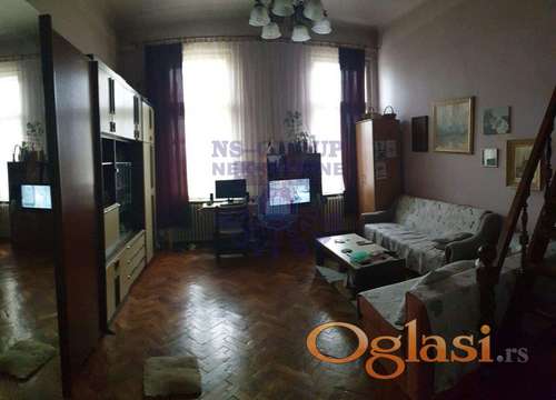 Cetvorosoban stan u Petrovaradinu,83m2