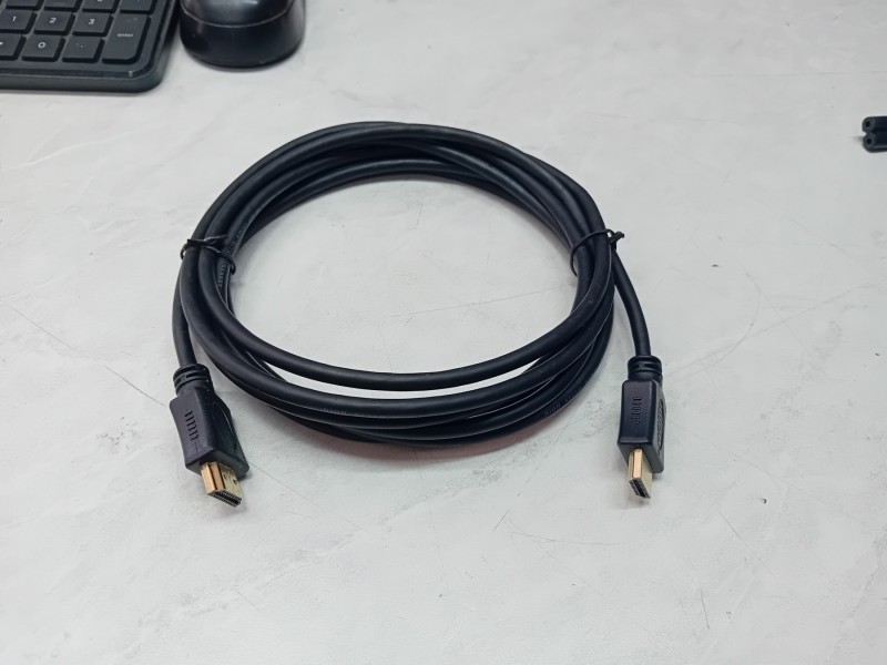 hdmi kabal 1,8m ispravan