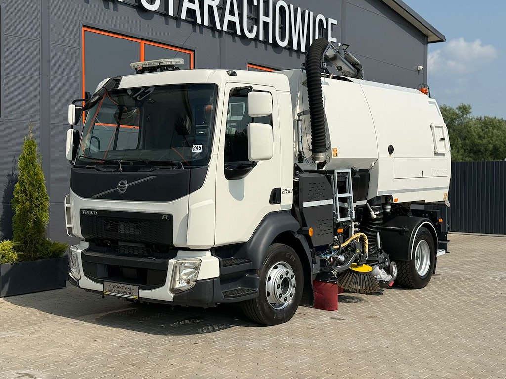 Volvo VOLVO FL 15.250 Euro 6 // zamiatarka dwustronna JOHNSTON VT652 vozilo za čišćenje ulica