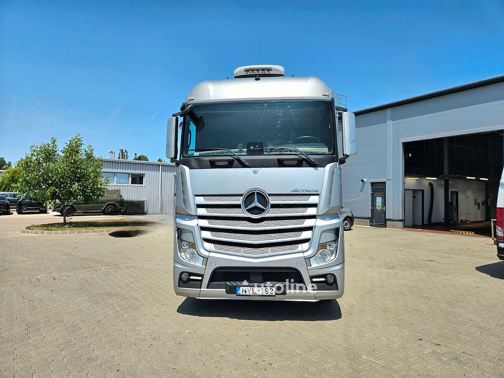 Mercedes-Benz Actros 1845 LS StreamSpace Standing Aircondition tegljač