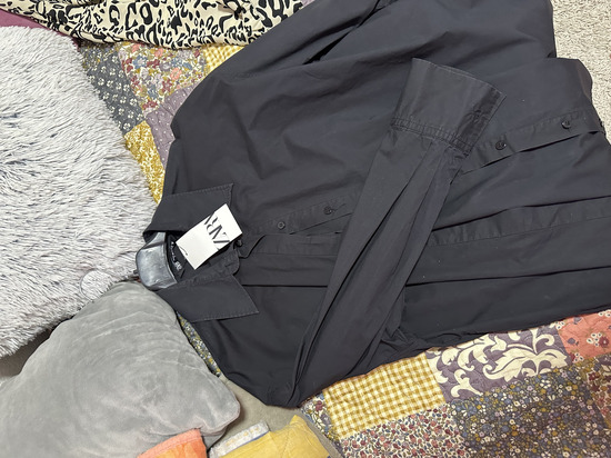zara oversized crna kosulja 1700