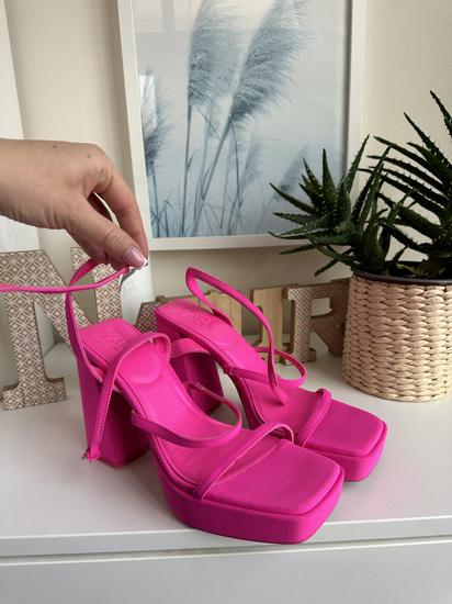 Potpuno nove Zara stikle