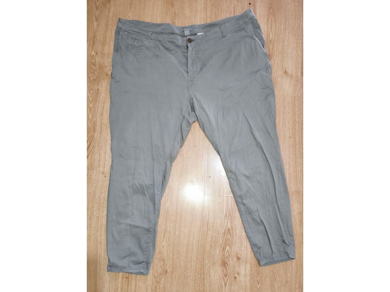 Pantalone za punije dame