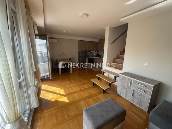Slavujev Venac Duplex Stan
