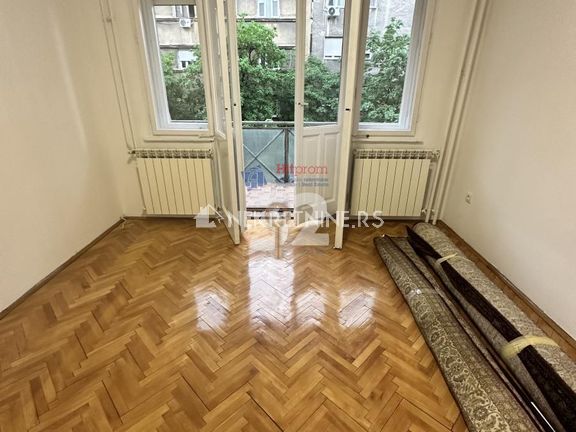 Centar - 3.5 za kancelarije, terasa, Admirala Geprata