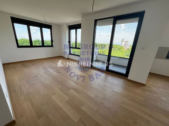 LUX Četvorosoban 137m2, Mišeluk, PDV