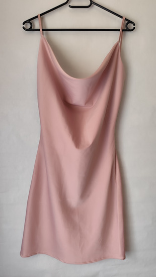 Roze haljina gola leđa UNI NOVO