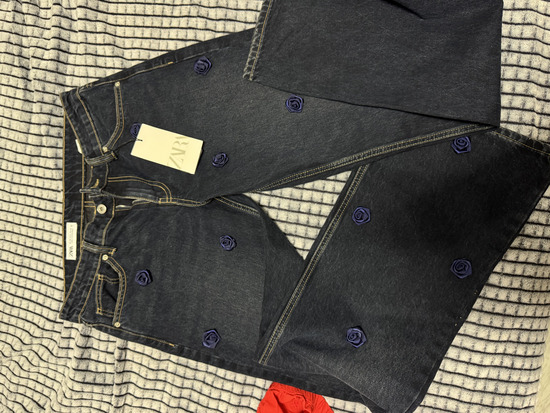 Nove farmerke Zara limitirane 38 placene 6590