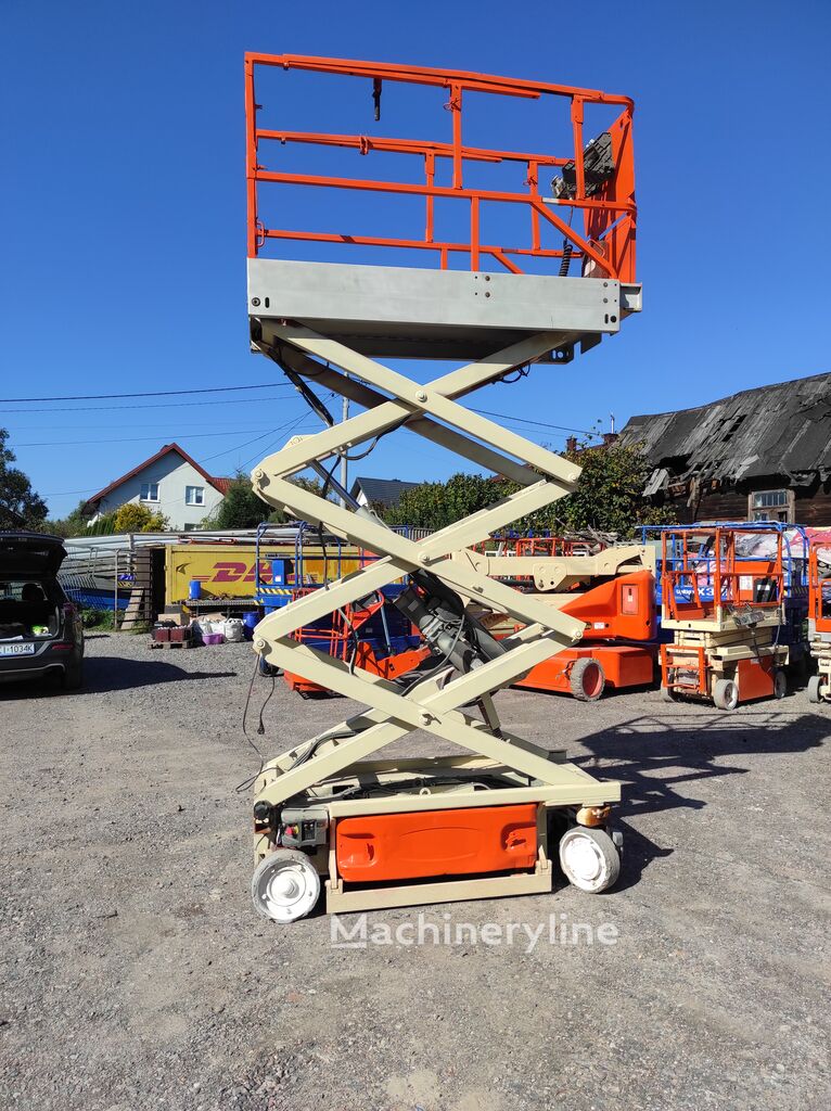 JLG 1930 ES makazasta platforma
