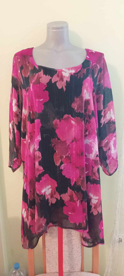 Svecana ciklama tunika,velicina 52-54 ili 4 XL