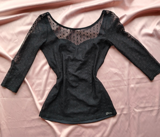 Guess crna bluza