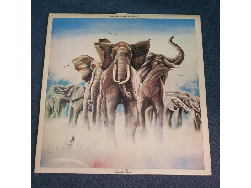 Elvis Costello And The Attractions – Armed Forces