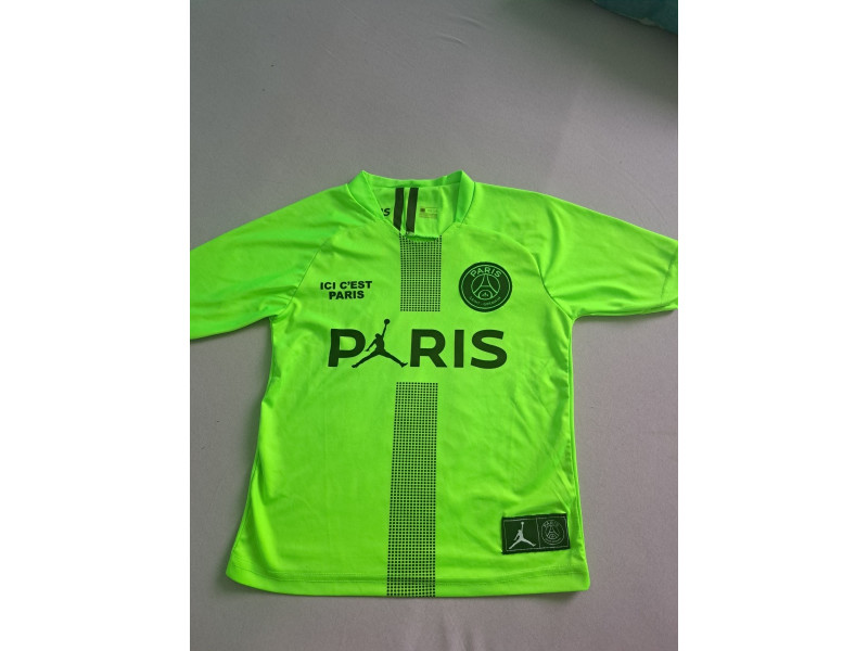 **Paris Sanit Neymar decji dres vel.128**
