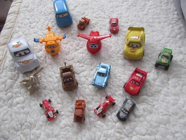 Igracke 17-cars autici 16 kom-sve