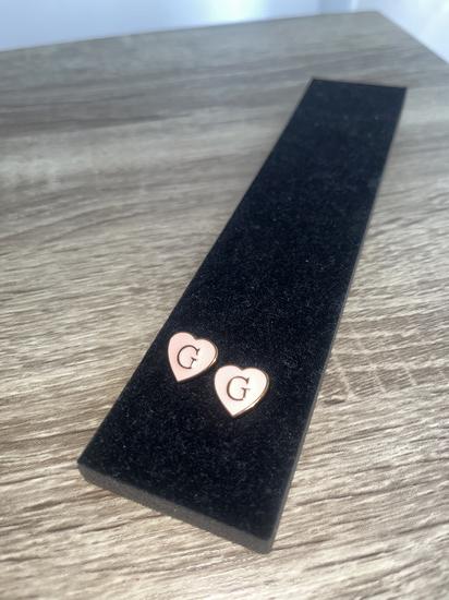Guess roze mindjusice