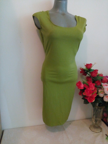 Nova Emi moda svetlo zelena bez ledja S/M