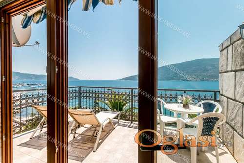 Prodaja stanova Herceg Novi | Dvosoban stan na obali mora – Skver, Herceg Novi