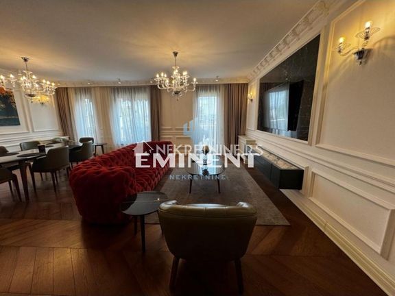 Vračar, Čubura, Cara Nikolaja II, 4.0, 125m2, 3200 EUR