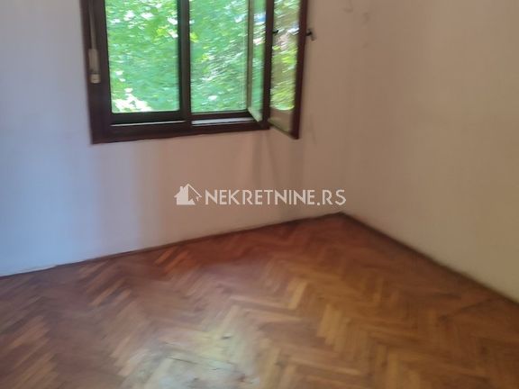 Dvosoban stan u Topoli Pančevo