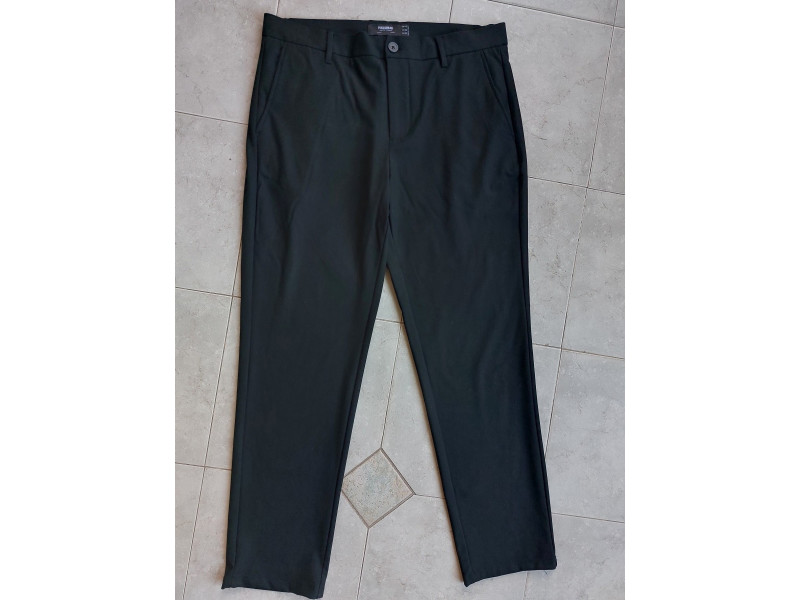 pull&bear crne svecane poslovne pantalone M-L