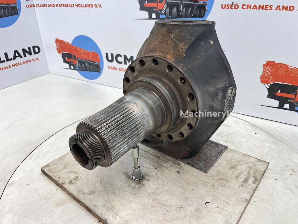 Liebherr LTM 1035 Steering knuckle 16 holes axle 1 upravljački zglob za autodizalice