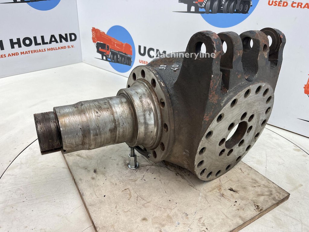 Grove GMK Steering knuckle 12 holes upravljački zglob za autodizalice