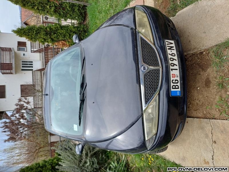 Lancia Ypsilon 1.2 Benzin Kompletan Auto U Delovima