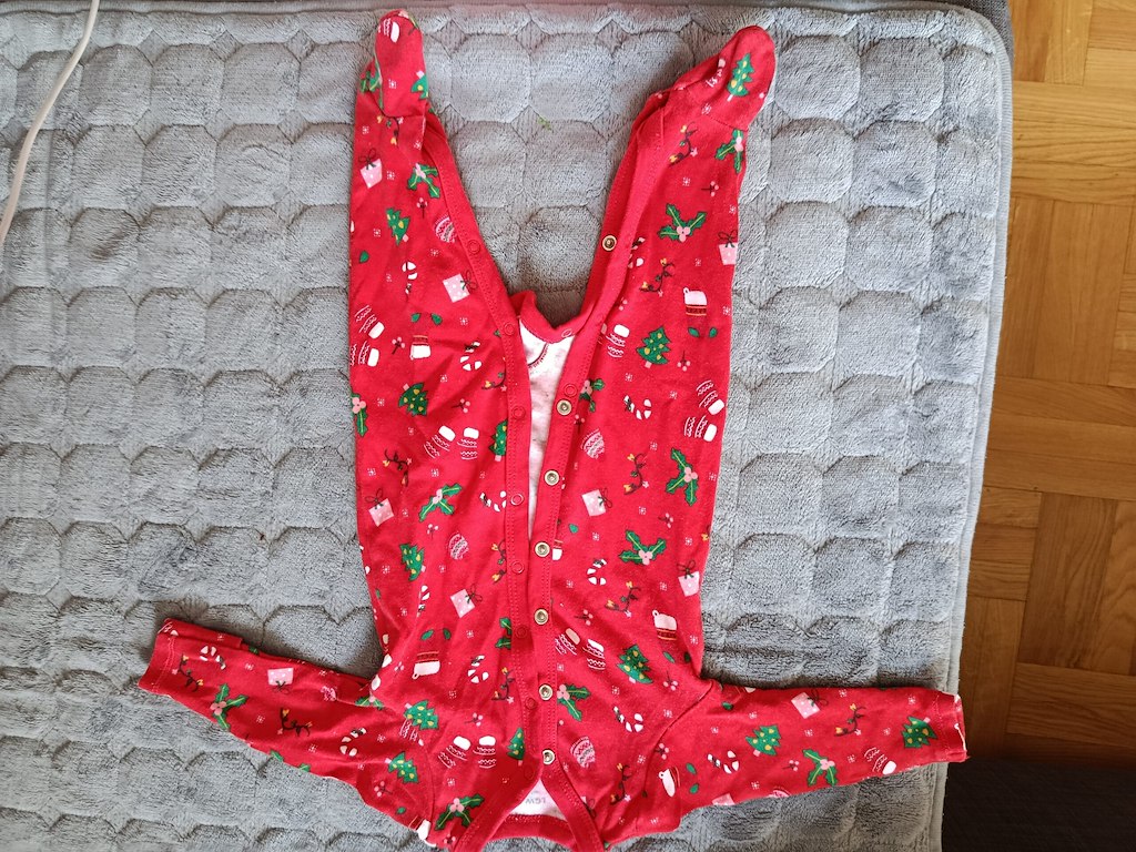 LC Waikiki baby zekica sa stopicama
