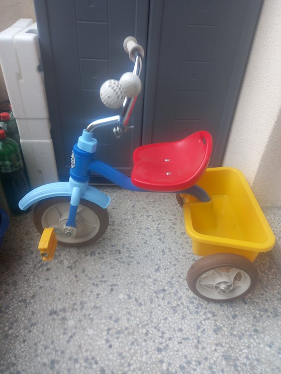Tricikl ITALTRIKE sa prikolicom