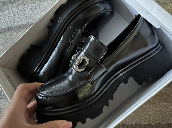Nove mokasine