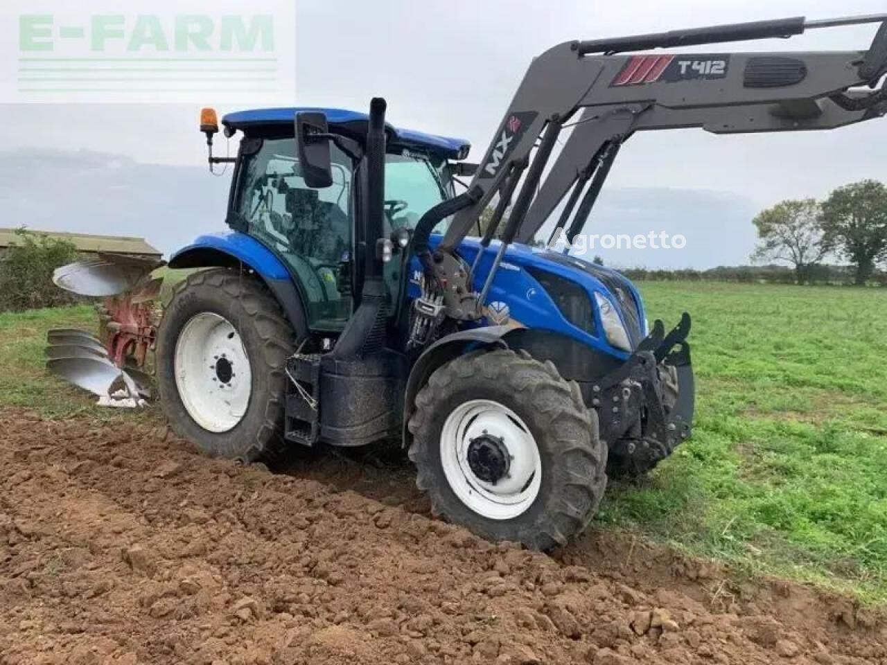 New Holland t6-155ac traktor točkaš