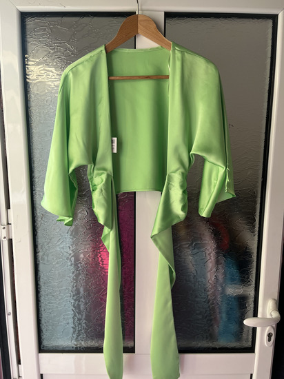 Zara bolero