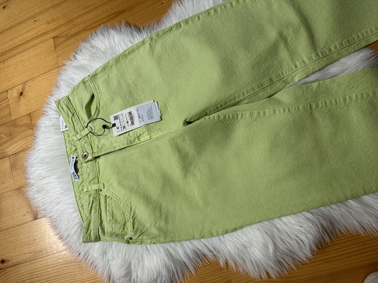 Zara farmerice - NOVO