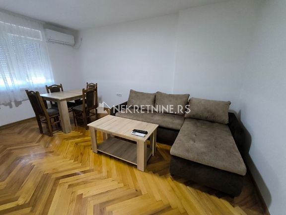 Na prodaju dvosoban stan površine od 51m2-Šabac