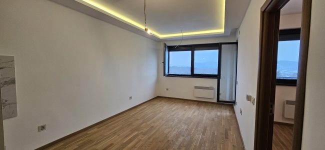 Uži centar stan na prodaju-Zlatibor