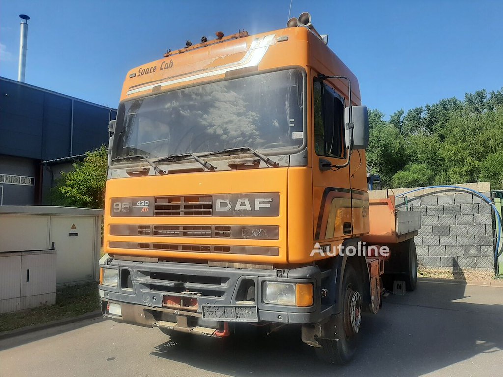 DAF XF 95 430 tegljač