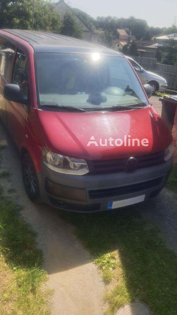 Volkswagen Transporter minibus furgon
