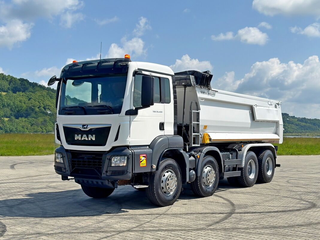 MAN TGS 35.420 KIPPER * 8x4 * TOPZUSTAND kiper